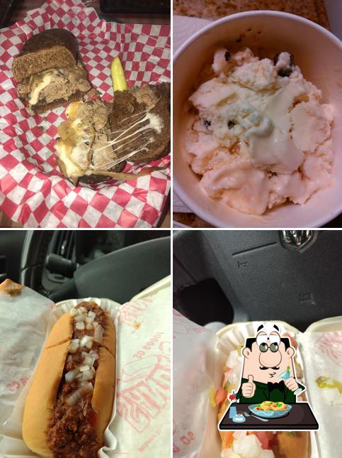 Sandy's Famous Hot Dogs, Columbia - Restaurant menu, prices and reviews