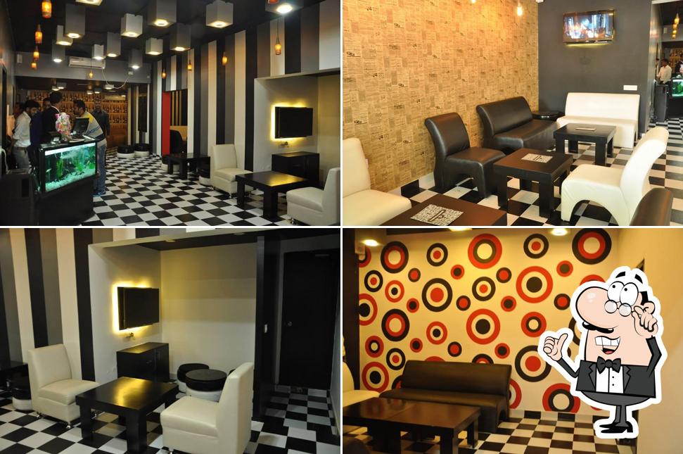 Downtown ''The cafe lounge'', Lucknow - Restaurant reviews