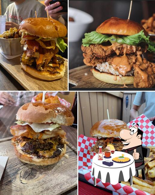 BARNYARD PATIO & PUB, Simcoe - Restaurant menu, prices and reviews