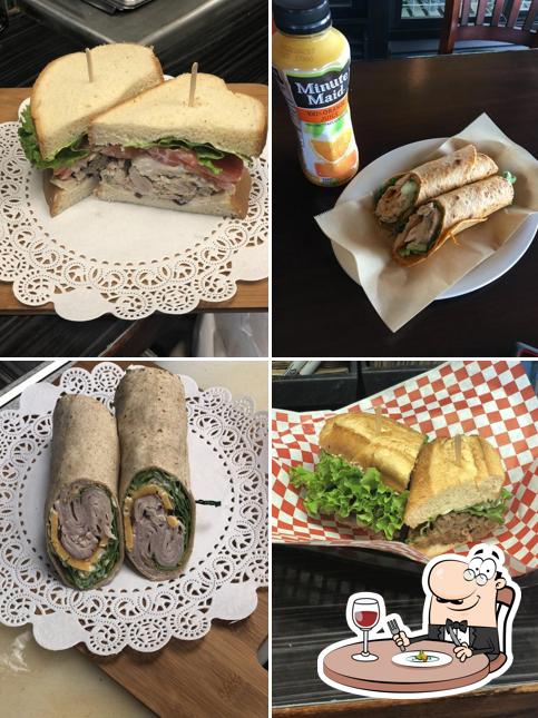 Joe's Deli, 6621 S 211th St in Kent - Restaurant menu and reviews