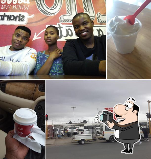KFC Mthatha 4 restaurant, Mthatha, 30 Nelson Mandela Dr - Restaurant ...