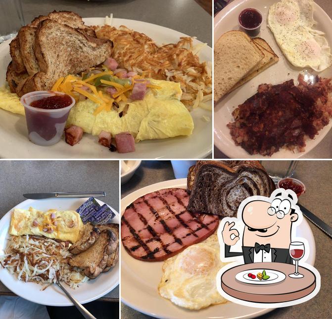 Matthew's Family Restaurant, Circle Pines - Restaurant menu, prices and ...