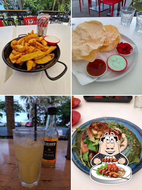 Ten 06 in Yorkeys Knob - Restaurant menu and reviews