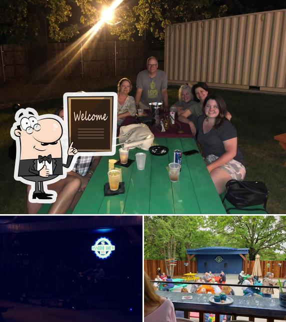 Inside Out Bar in Texanna - Restaurant reviews