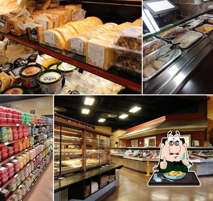 Bullseye Marketplace in Three Rivers - Restaurant reviews