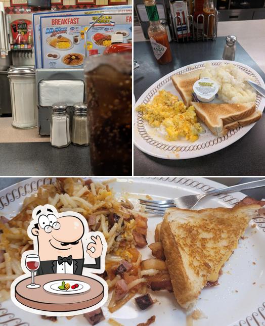 Waffle House, 954 Brookway Blvd in Brookhaven - Restaurant menu and reviews