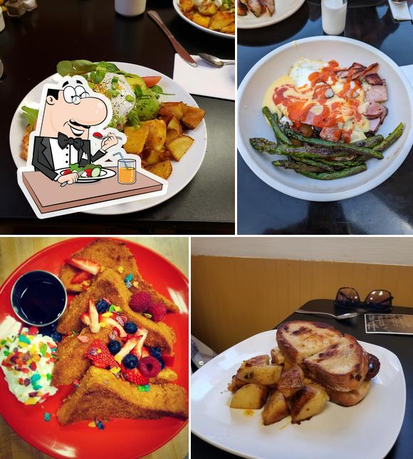 Top 5 restaurants with waffle fries in Dover, New Hampshire, september ...