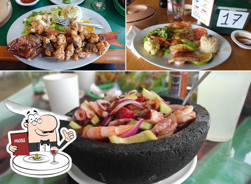 Mariscos el Memín restaurant, Puerto Vallarta, Av. Francisco Medina ...