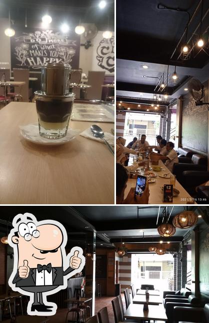 Bale Cafe, Gombong, 9GR7+VQM - Restaurant reviews