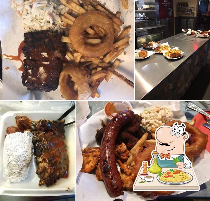 Phil's BBQ, Santee - Restaurant menu, prices and reviews