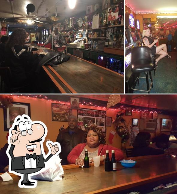 First & Last Stop Bar, New Orleans - Restaurant menu, prices and reviews