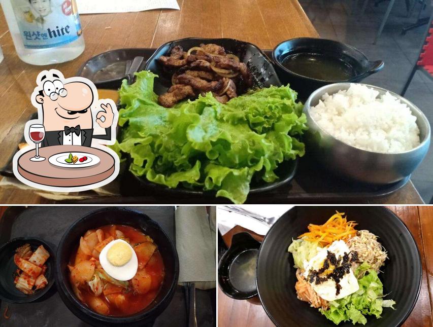 Red Table - RCBC Plaza restaurant, Makati - Restaurant menu and reviews