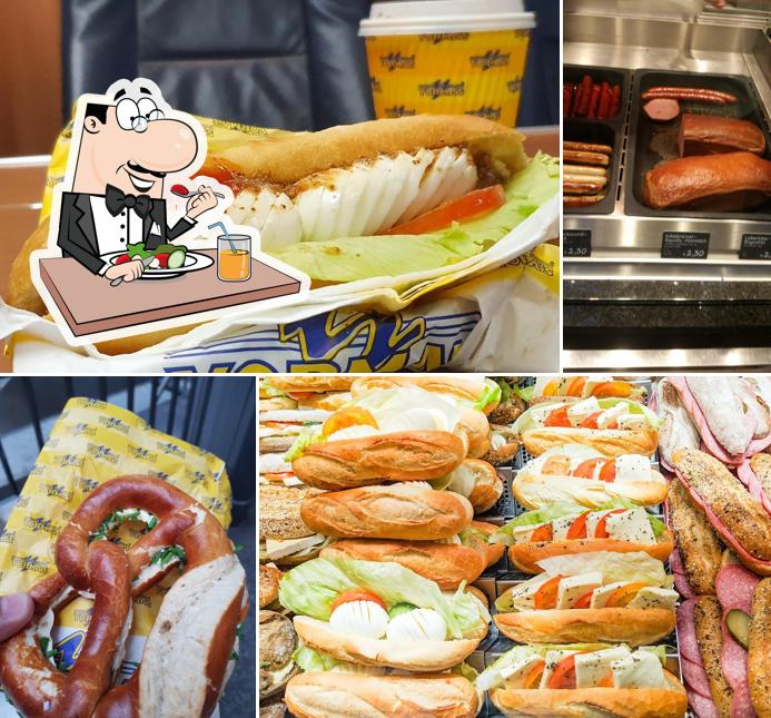 YORMA'S Hamburg S-Bahn Kiosk, Hamburg - Restaurant menu, prices and reviews