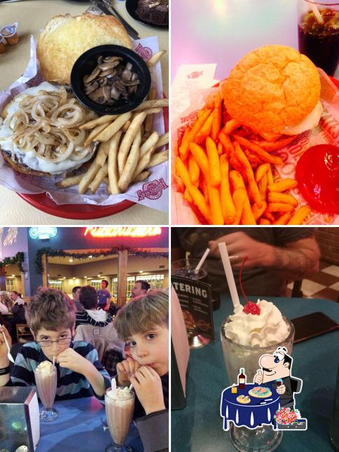 Fuddruckers, Saskatoon - Restaurant menu, prices and reviews