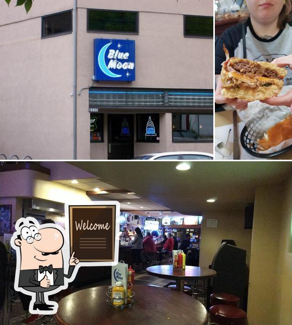 Blue Moon Bar & Grill in Madison - Restaurant menu and reviews
