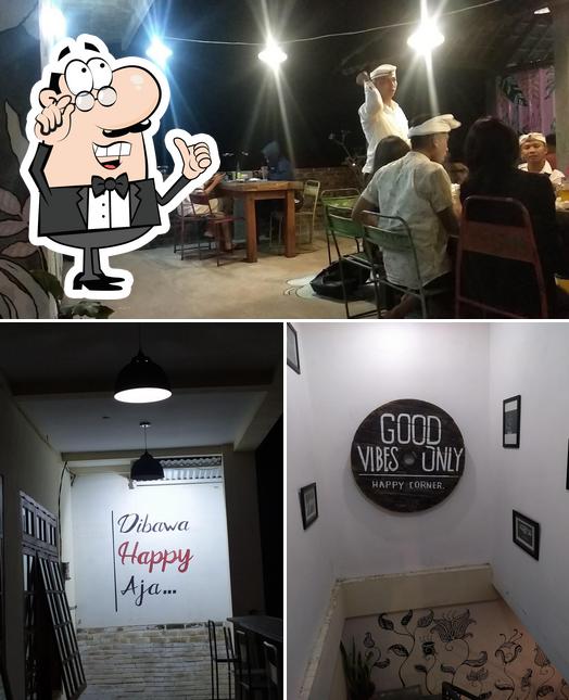 Happy Corner Cafe N Rooftop, Denpasar - Restaurant reviews