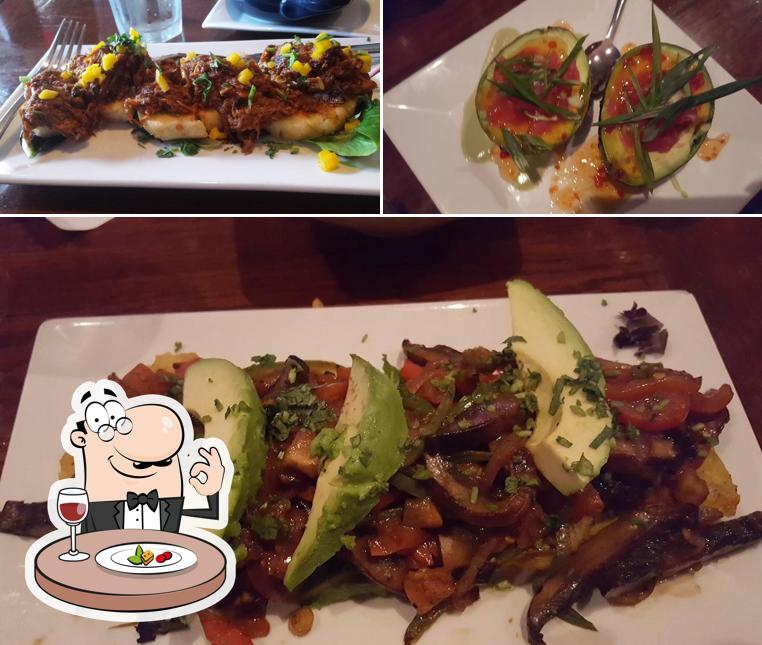 Barracuda Bistro & Bar, New Haven - Restaurant menu, prices and reviews