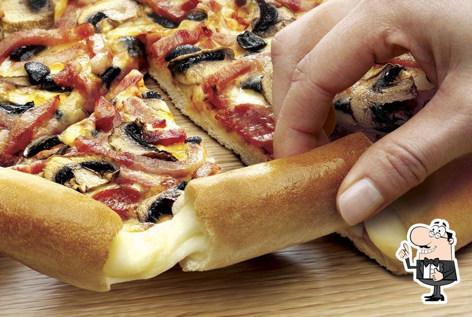 Pizza Hut, Nambucca Plaza, Shop 5A/2191 Giinagay Way in Nambucca Heads ...