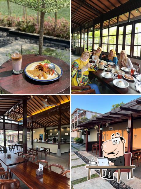 PAMOR Cafe & Resto, Sidoarjo - Restaurant menu, prices and reviews