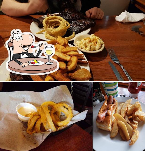 Little Red Smokehouse in Carver - Restaurant menu and reviews