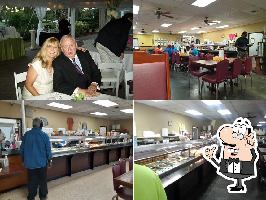Dukes Barbecue in Walterboro - Restaurant menu and reviews