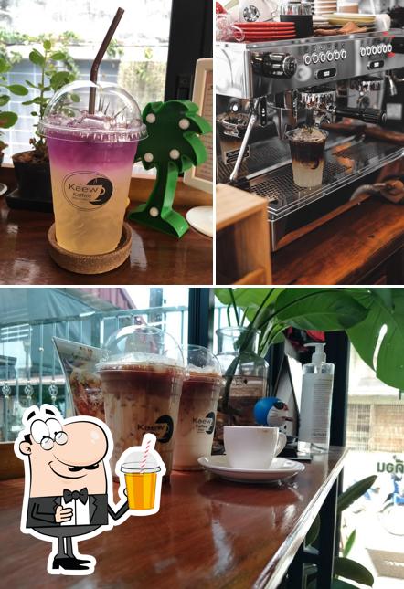 Kaew Kaffee Bakery and Coffee Bar, Thap Sakae - Restaurant reviews