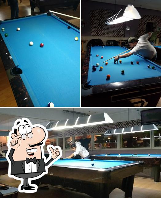London Snooker, 2a Lynwood Rd in London - Restaurant reviews