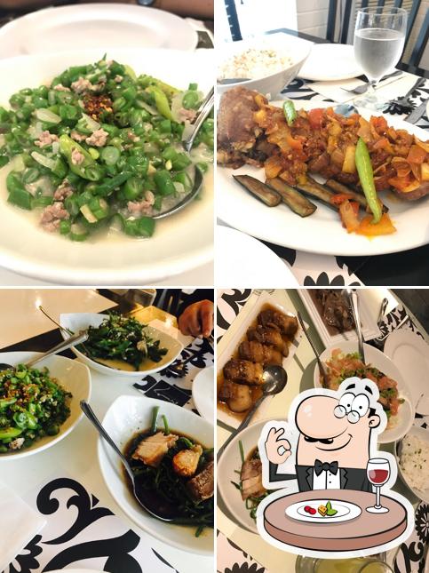 Romulo Cafe, Makati, 148 Jupiter - Restaurant menu and reviews