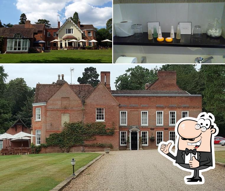 Flitwick Manor Hotel, Westoning - Restaurant menu, prices and reviews