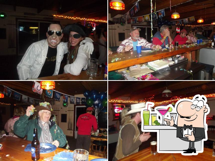 One Way Club Bar & Cafe in USA - Restaurant reviews