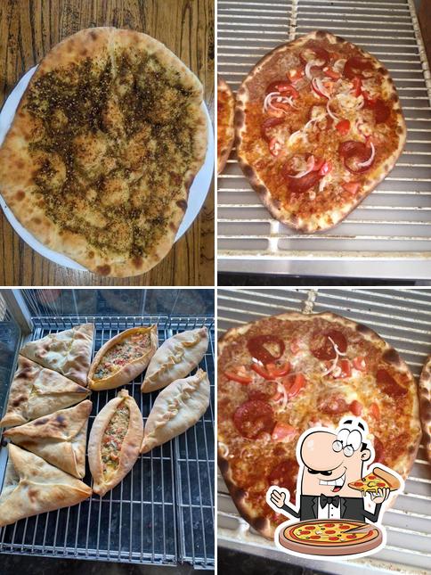 Simons Bakery in Altona Meadows - Restaurant menu and reviews