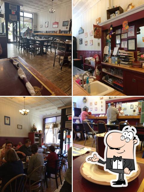 Vittles restaurant in Pittsfield - Restaurant menu and reviews