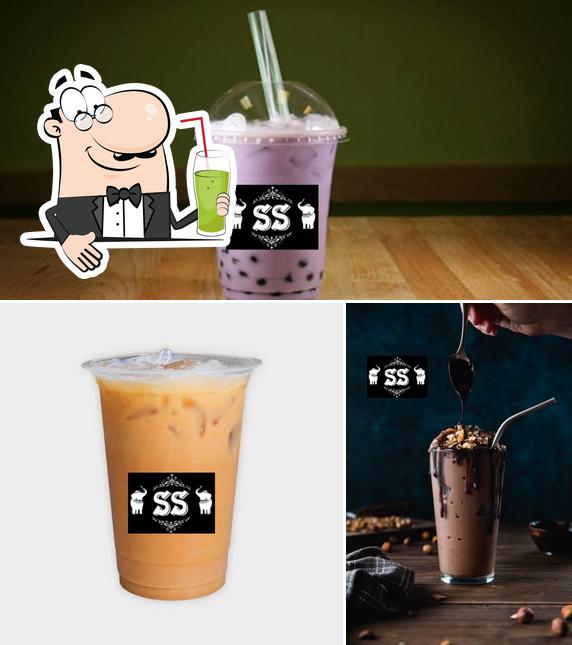 SS THAI TEA pub & bar, Bandung