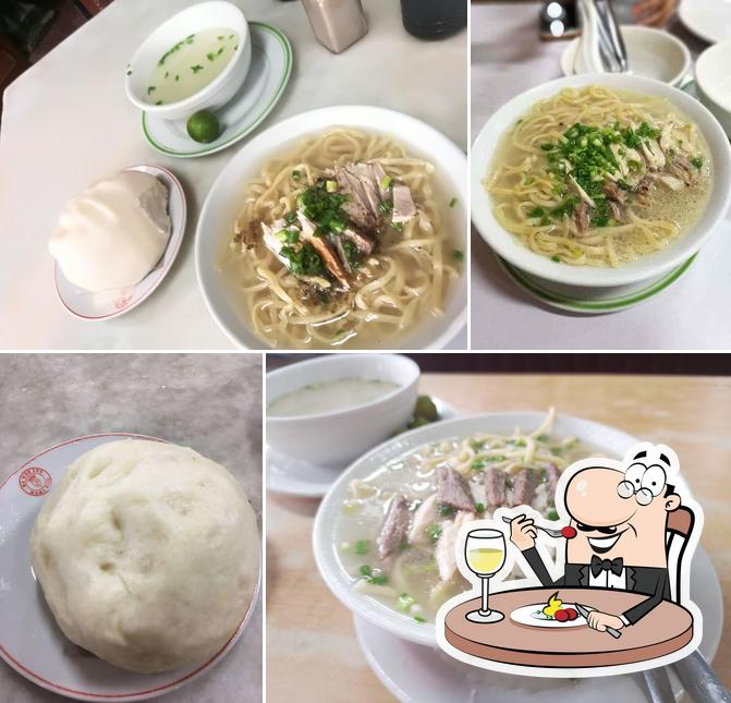 Ma Mon Luk, Quezon City, España - Restaurant menu, prices and reviews