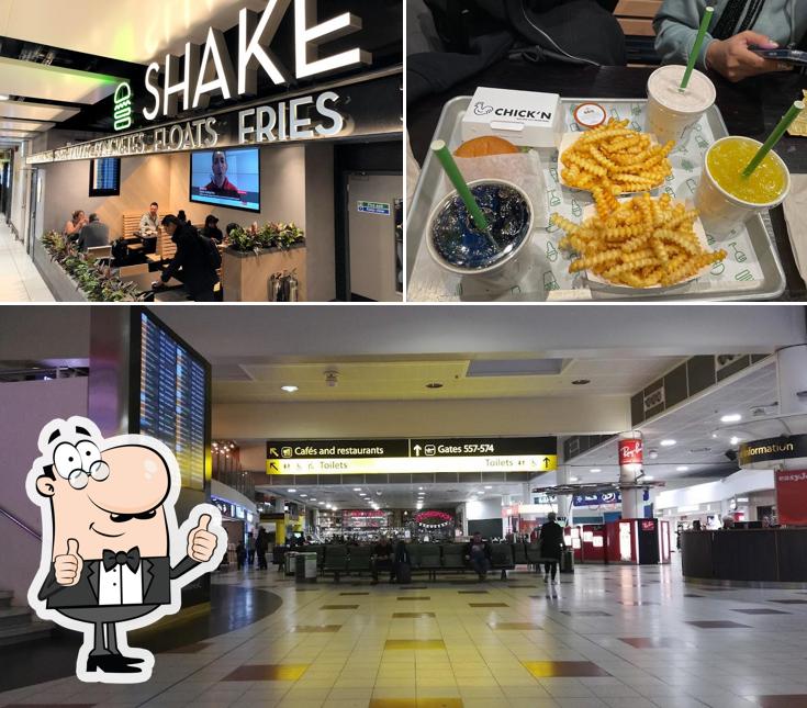 Shake Shack Gatwick in Crawley - Restaurant menu and reviews
