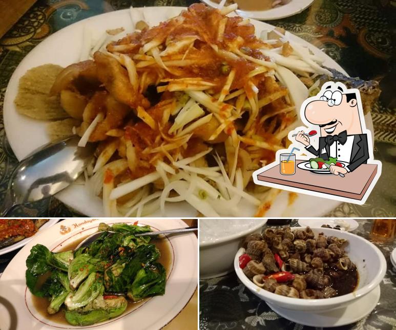 Rumah Makan Handayani, Surabaya - Restaurant menu, prices and reviews