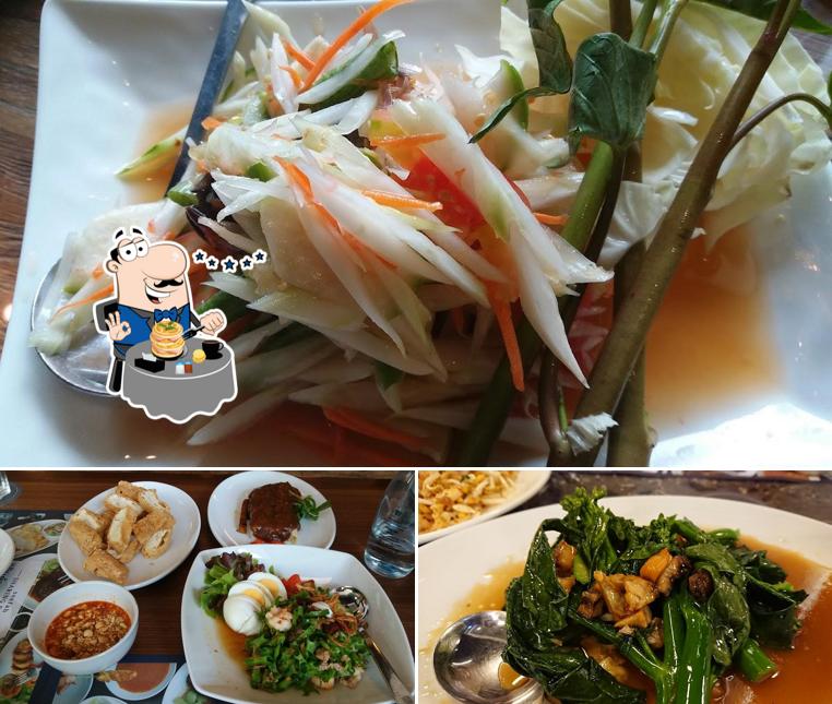 Seefah Restaurant Rama 9, Bangkok, QH59+R7J - Restaurant reviews