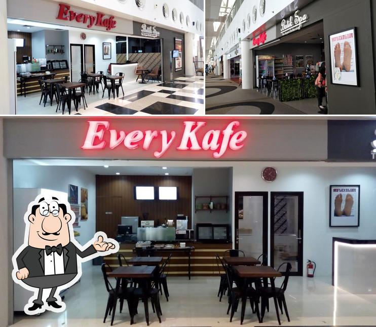 Every Kafe cafe, Beringin