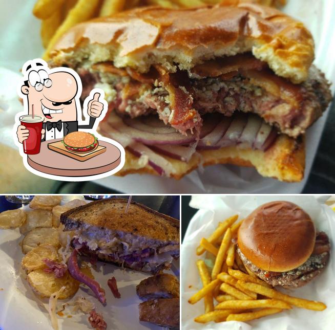 In Plane View, Milwaukee - Restaurant menu, prices and reviews