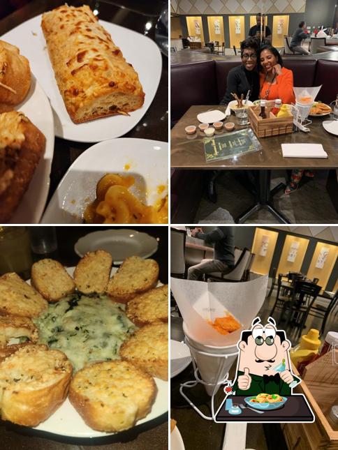 Poppincorks Bistro, Flossmoor - Restaurant menu, prices and reviews