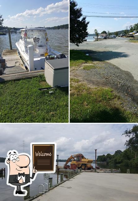 The Island at Flying Point Marina, Edgewood - Restaurant menu, prices ...