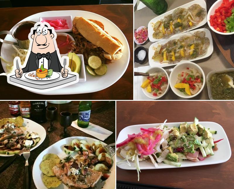 Blue Jeans Bar Marina, Puerto Vallarta - Restaurant reviews