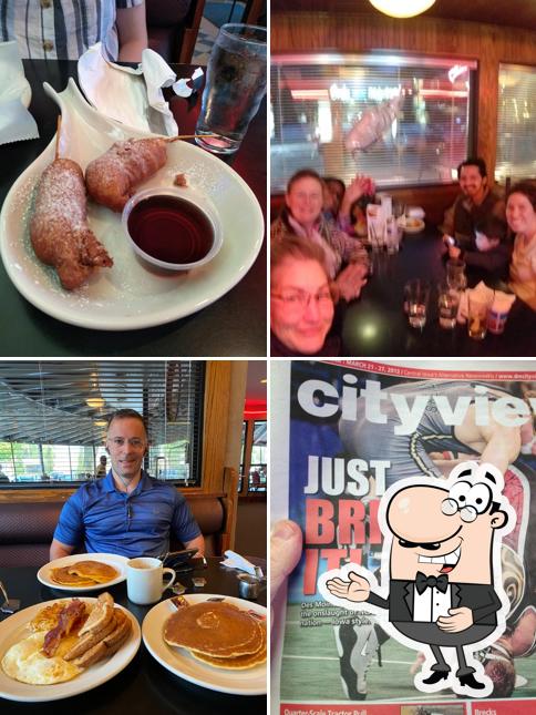 Drake Diner in Des Moines - American restaurant menu and reviews