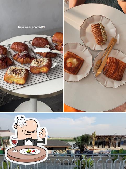 OUI! Croissant Bar - PIK, North Jakarta - Restaurant reviews
