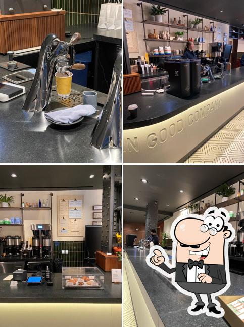 The Clock Coffee Shop, West New York - Restaurant menu, prices and reviews