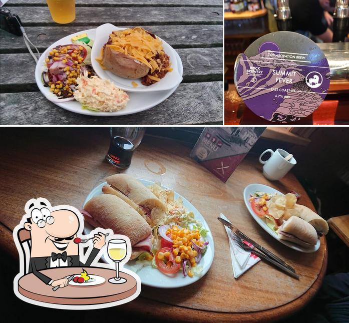 Tŷ Coch Inn, Morfa Nefyn - Restaurant menu, prices and reviews