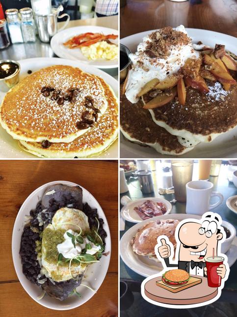Ria's Bluebird, Atlanta - Restaurant menu, prices and reviews