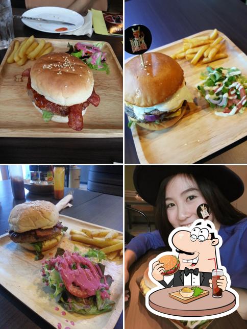 Rock Burger restaurant, Bangkok, 67/5 Dynasty Complex Building ...