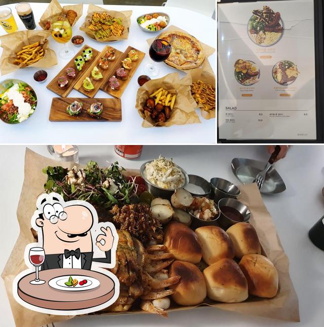 플랫폼나인 PLATFORM NINE cafe, Busan - Restaurant reviews