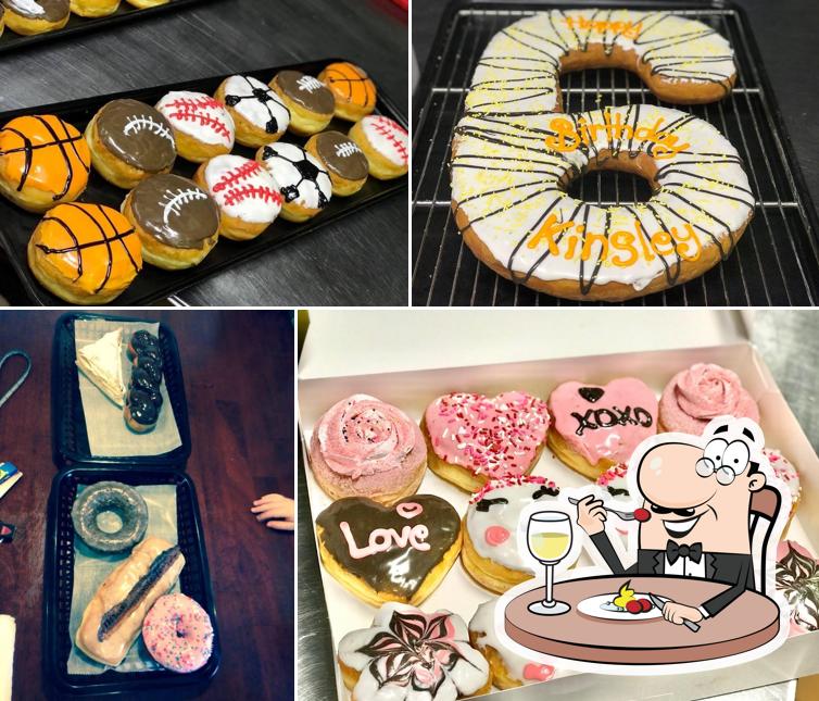 Moon Donuts & Cafe, Buffalo - Restaurant menu, prices and reviews